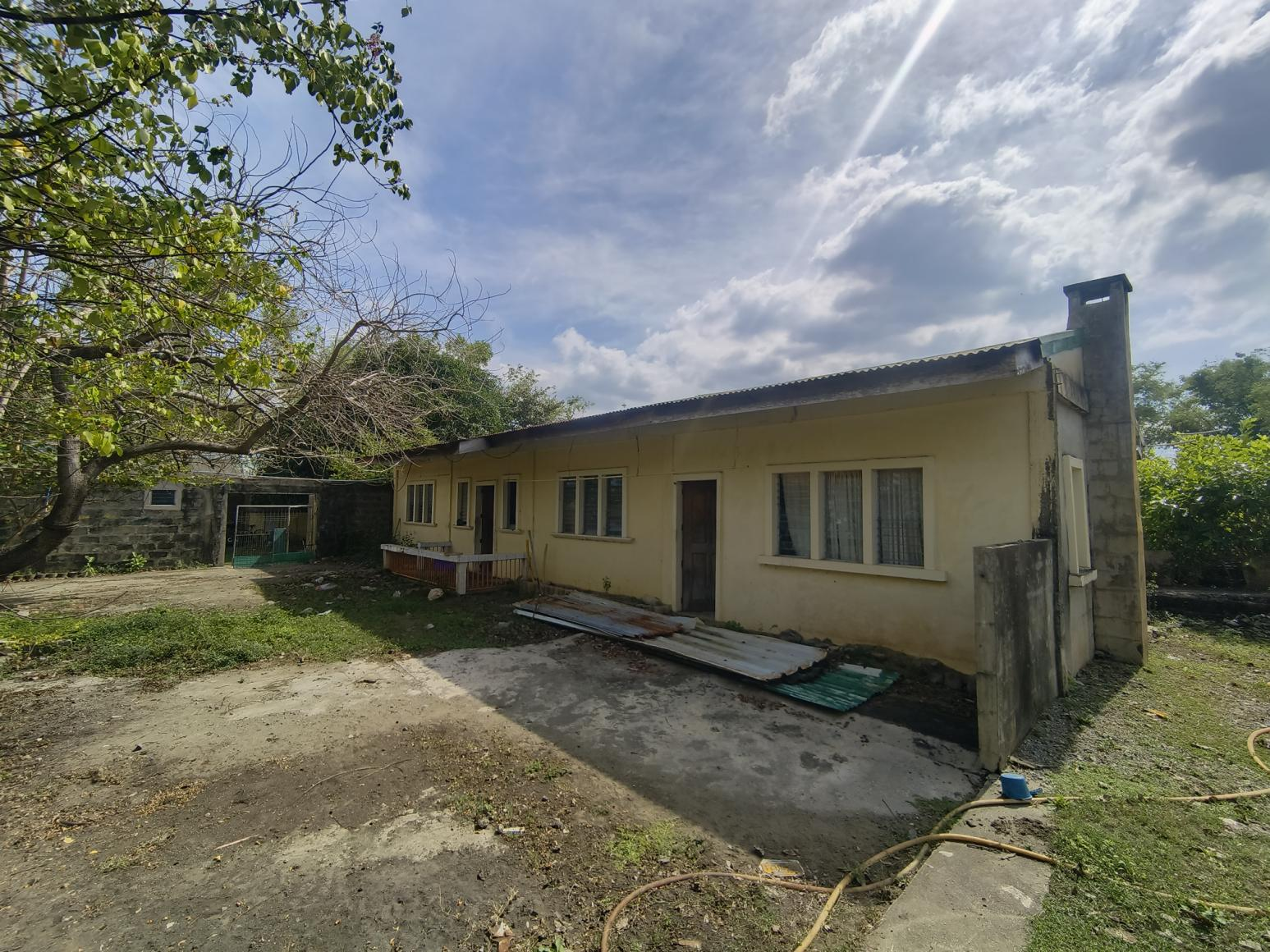 Residential Lot with Improvements (House and Lot) with 2,696 square ...